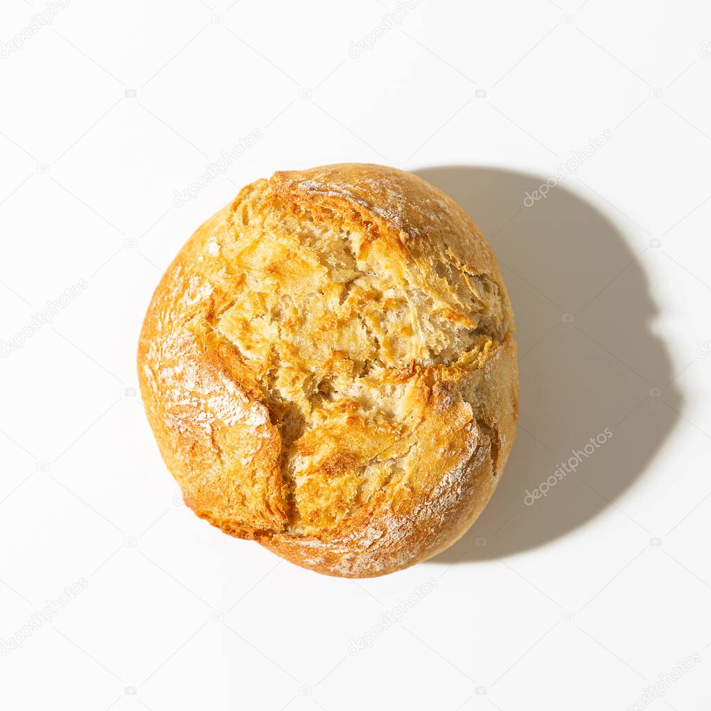 Rollo crujiente redondo de pan, conocido como Kaiser o Vienna roll ...