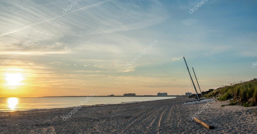 Chick's Beach Stock Photo by ©jomo333 29575857