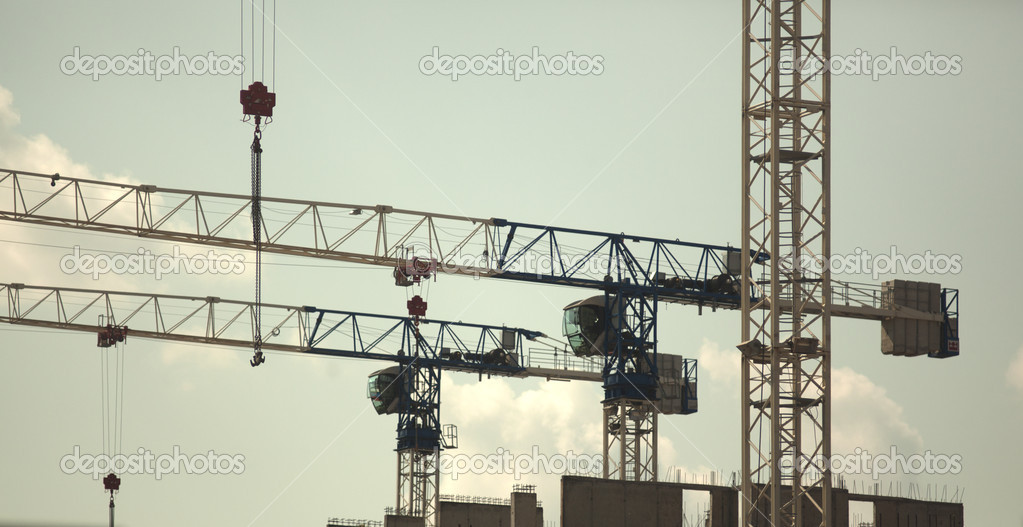 Crane and building construction Stock Photo by ©maxcam 51480627