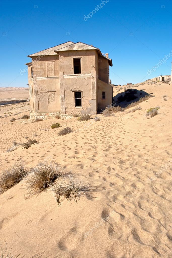 Old abandoned house in desert Stock Photo by ©photosky 33216507 Old abandoned house in desert Stock Photo by ©photosky 33216507