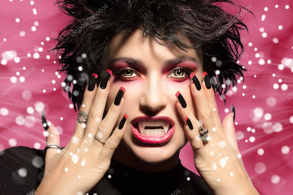 Gothic Vampire Makeup