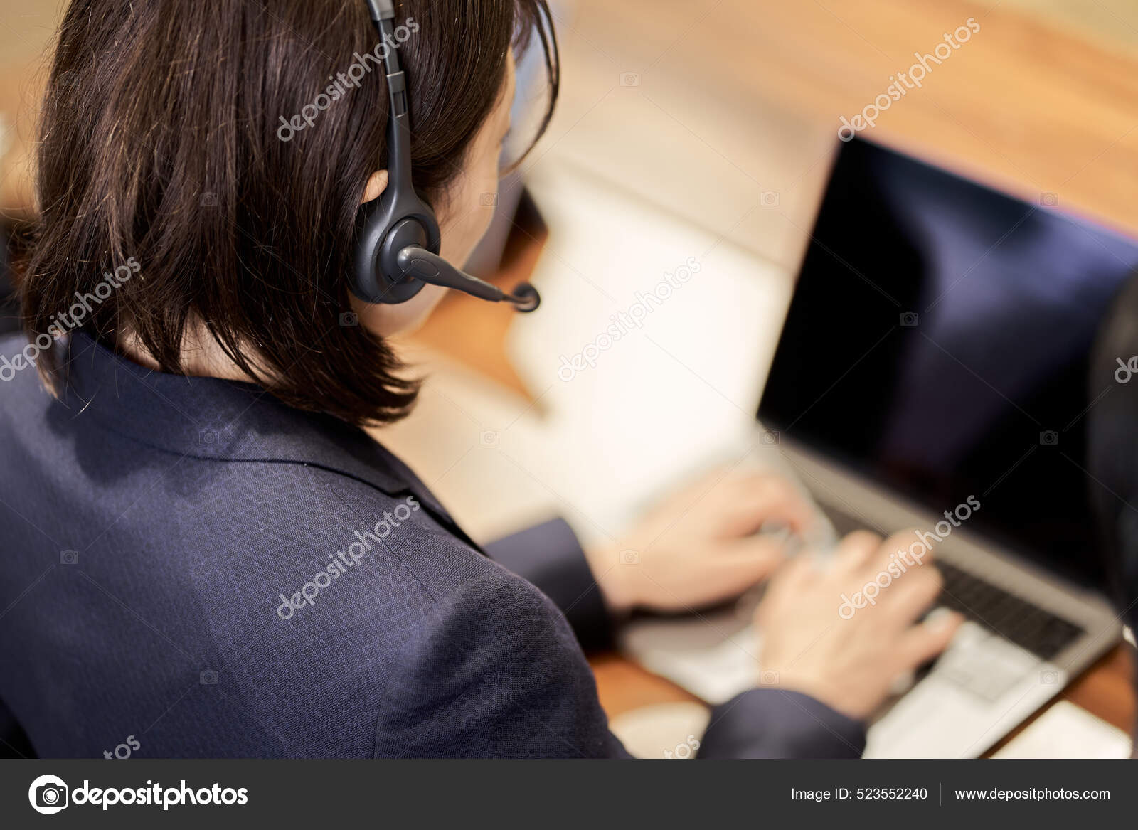 Asian Business Person Responding Customer Center — Stock Photo © mapo ...