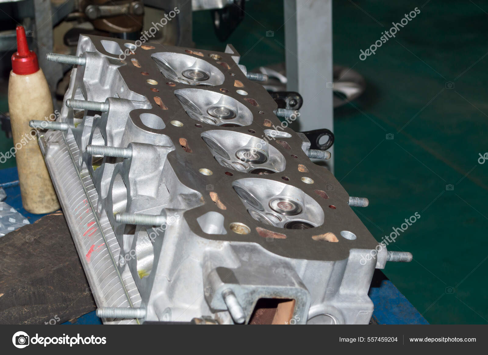 Front View Angle Inverted Block Head Internal Combustion Engine Which ...