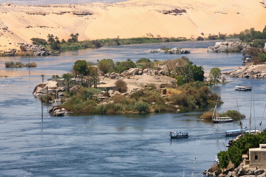 Leven op de rivier de Nijl in Egypte ⬇ Stockfoto, rechtenvrije foto ...