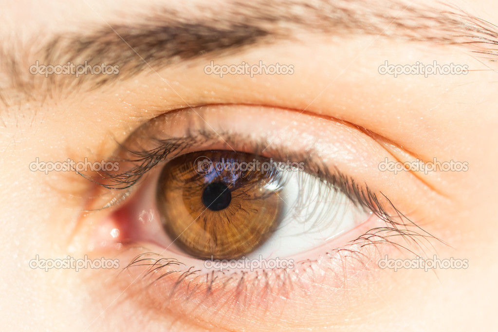 Chica Hazel Eye — Foto de stock #21081961 © radub85