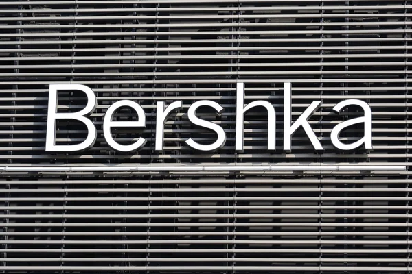 Logo bershka Stock Photos, Royalty Free Logo bershka Images | Depositphotos
