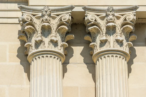 Fotos de Colunas coríntias, Imagens de Colunas coríntias sem royalties ...