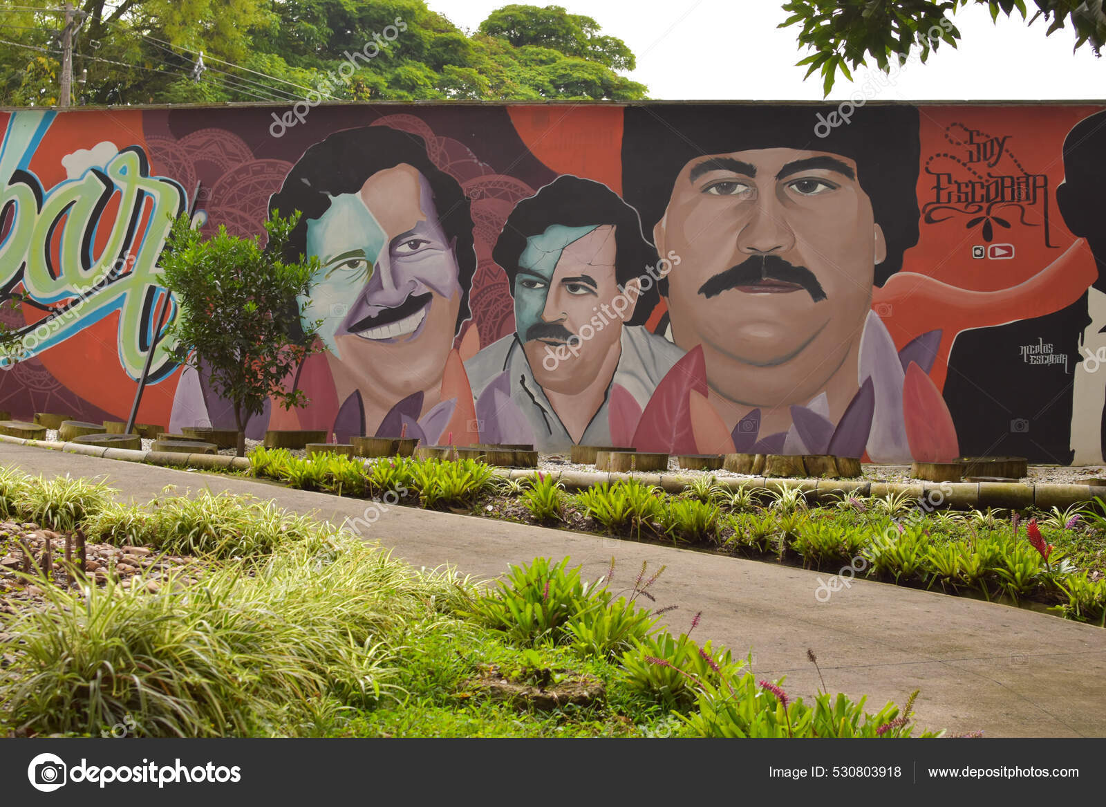 Total 77 Imagen Pablo Escobar Fond Décran Vn