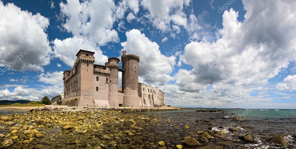 Castle on shore - view from the sea - big resolution — Stock Photo ...