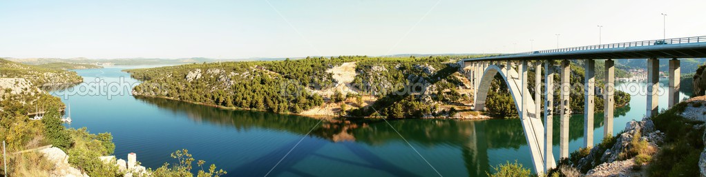 Trough bridge Stock Photos, Royalty Free Trough bridge Images ...