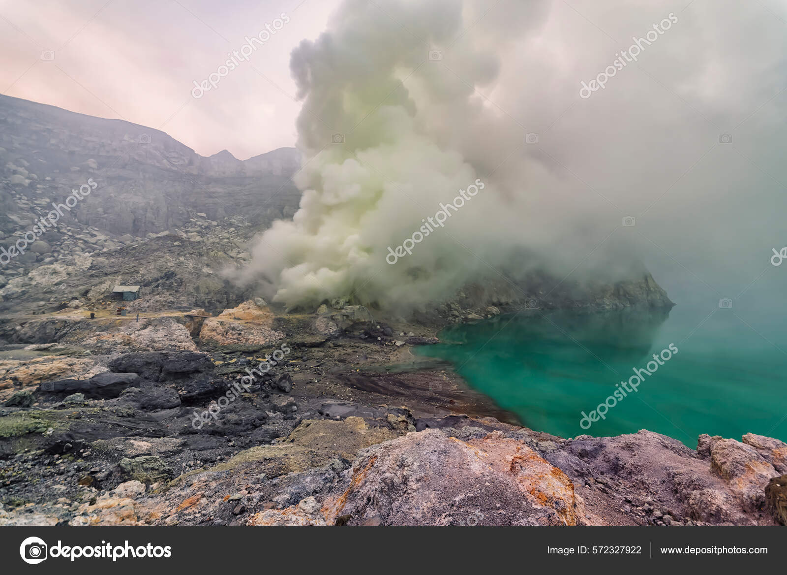 Kawah Ijen Volcano East Java Stock Photo by ©manjik 572327922
