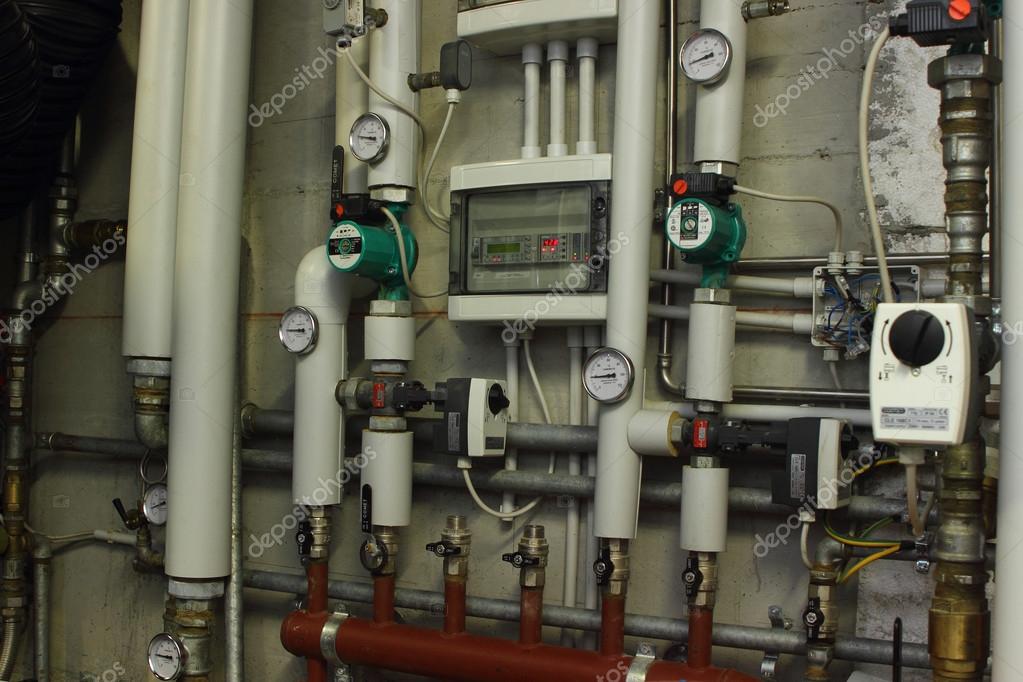 Heating system manometer — Stock Photo © FranzGustincich #24318101