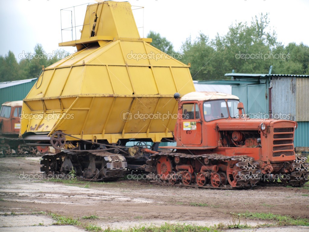 Old Russian bulldozer to transport peat — Stock Photo © hanatipplova ...