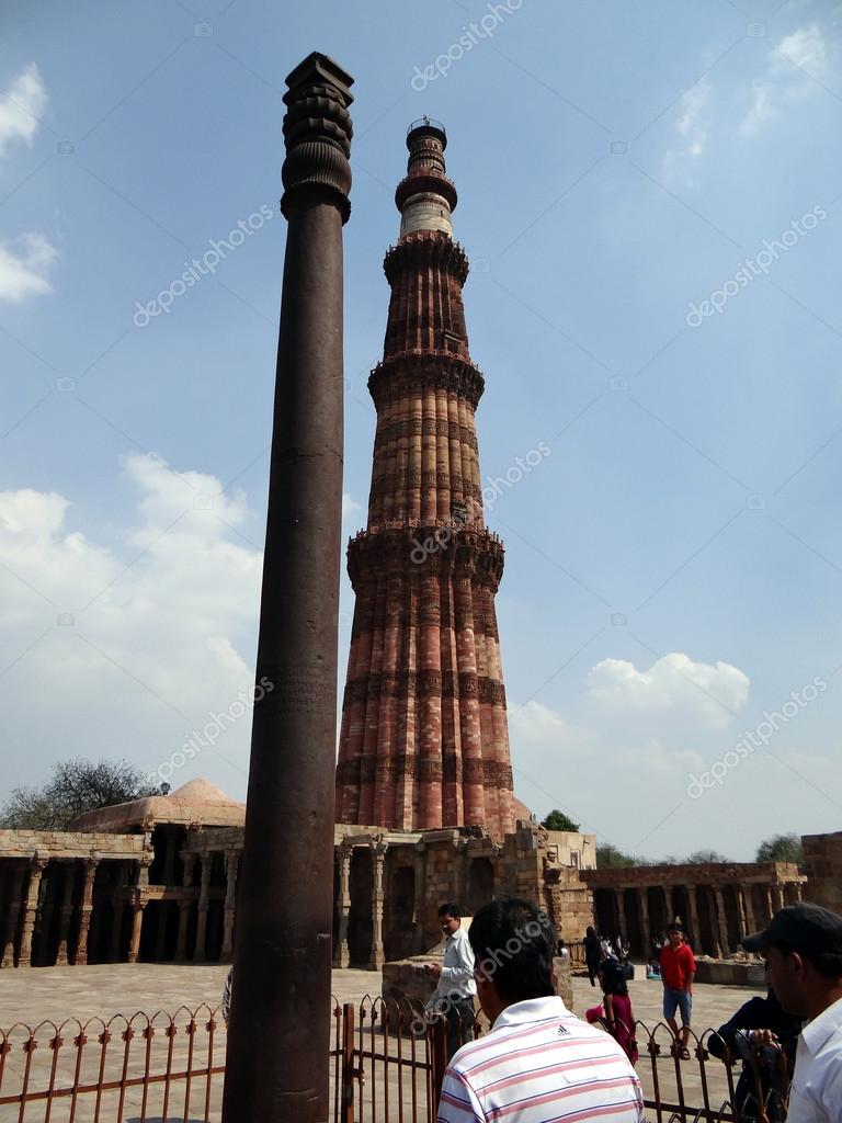 Qutub Minar Rust Free Iron Pillar 2 Stock Editorial iron pillar with ...