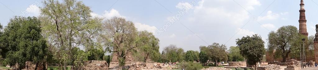 Panoramic view of Qutab complex — Stock Photo © mdswriter #23145384