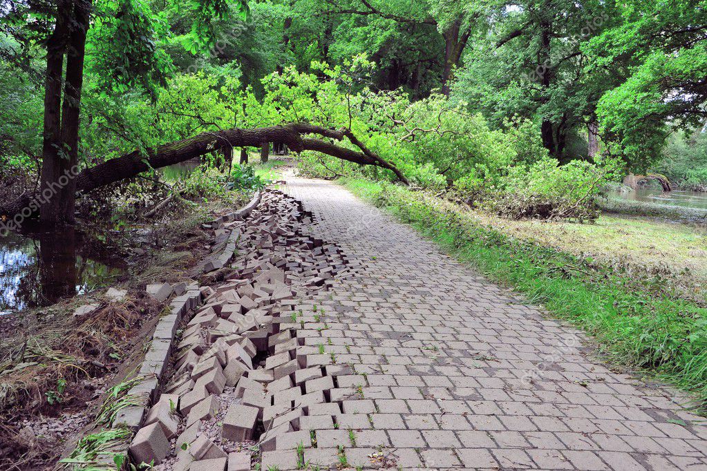 Road destroyed by the flood in Magdeburg Stock Photo by ©heiko119 26995115