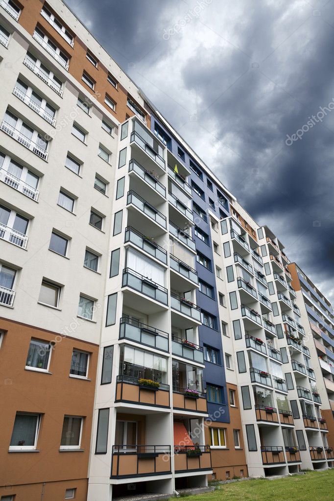 Bloque colorido de Berlín Este — Foto de stock #22434159 © eldadcarin