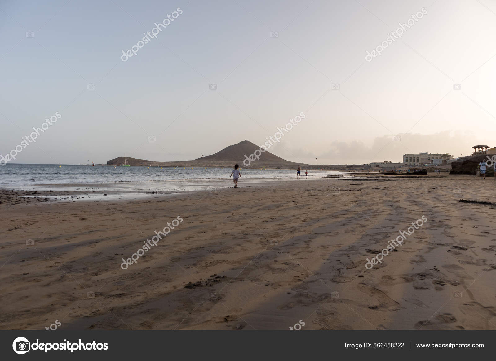 Seascape Yellow Sand Beach Sunset Ocean Washes Wet Sand Coast Stock ...