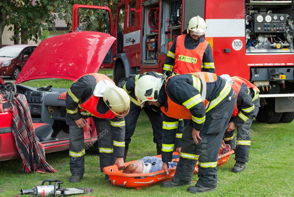 Rescue from car — Stock Editorial Photo © tomasdevera #31643997