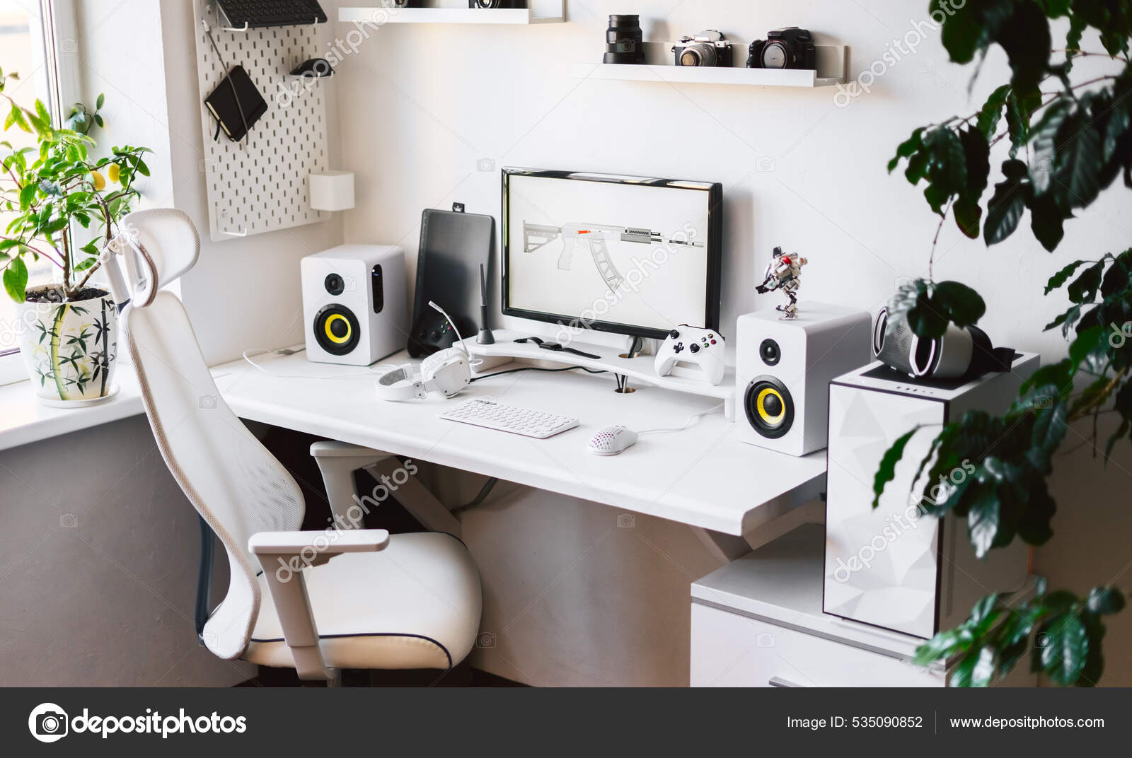 Modern Home Computer Room