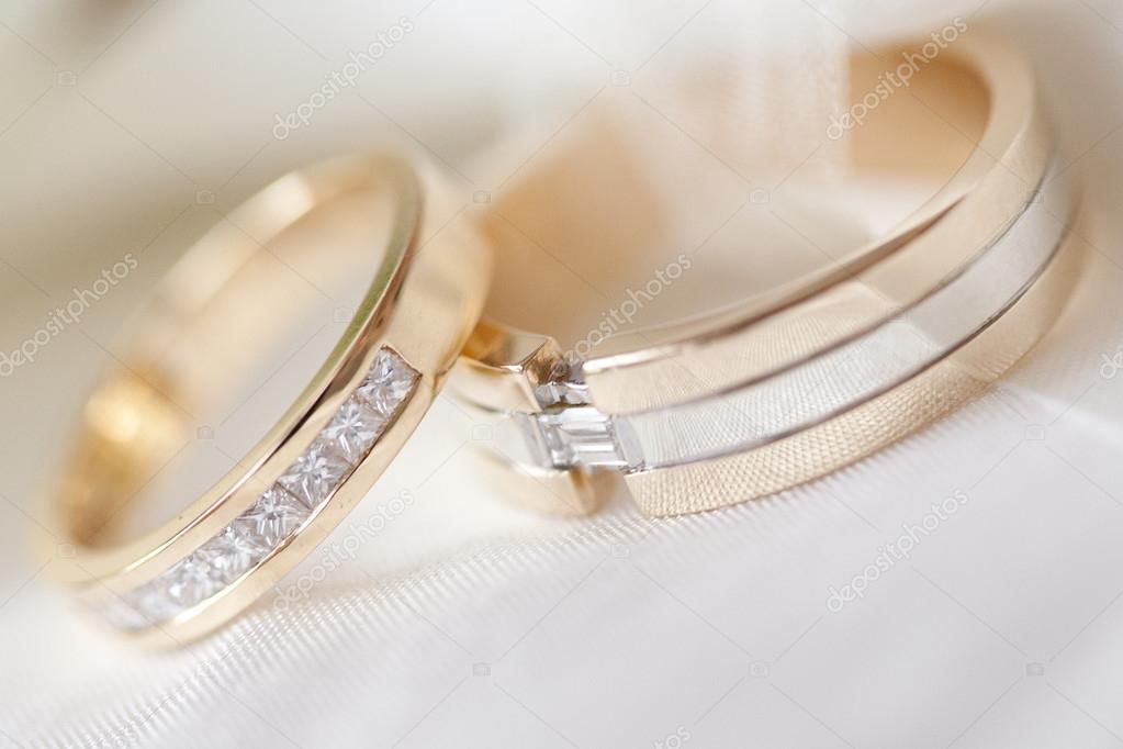 Wedding Rings — Stock Photo © filedimage #25448039