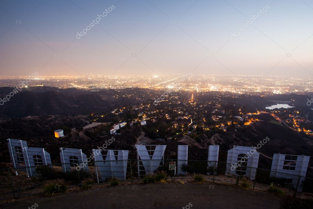 Hollywood Sign at Night – Stock Editorial Photo © filedimage #37180945