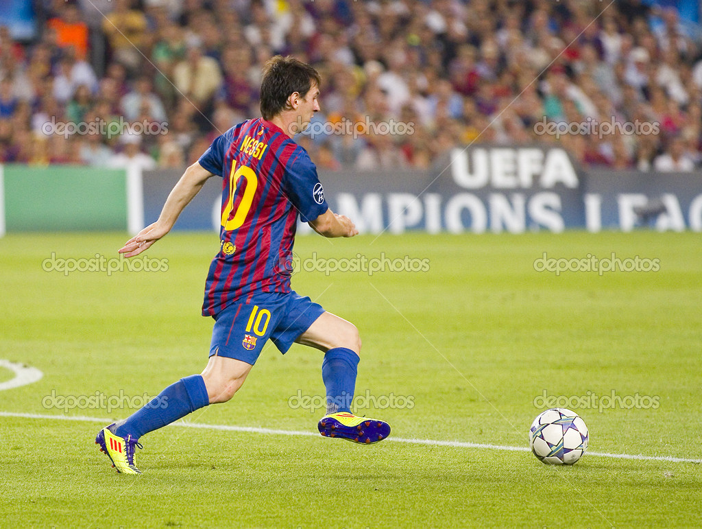 Lionel Messi in action – Stock Editorial Photo © natursports #33604863