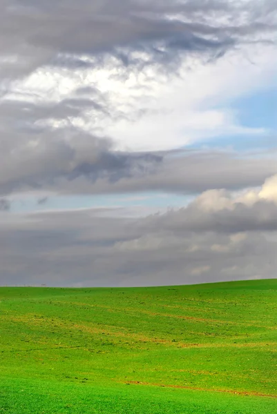 Windows 10 desktop Stock Photos, Royalty Free Windows 10 desktop Images ...