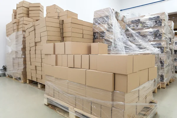 Packing room Stock Photos, Royalty Free Packing room Images | Depositphotos