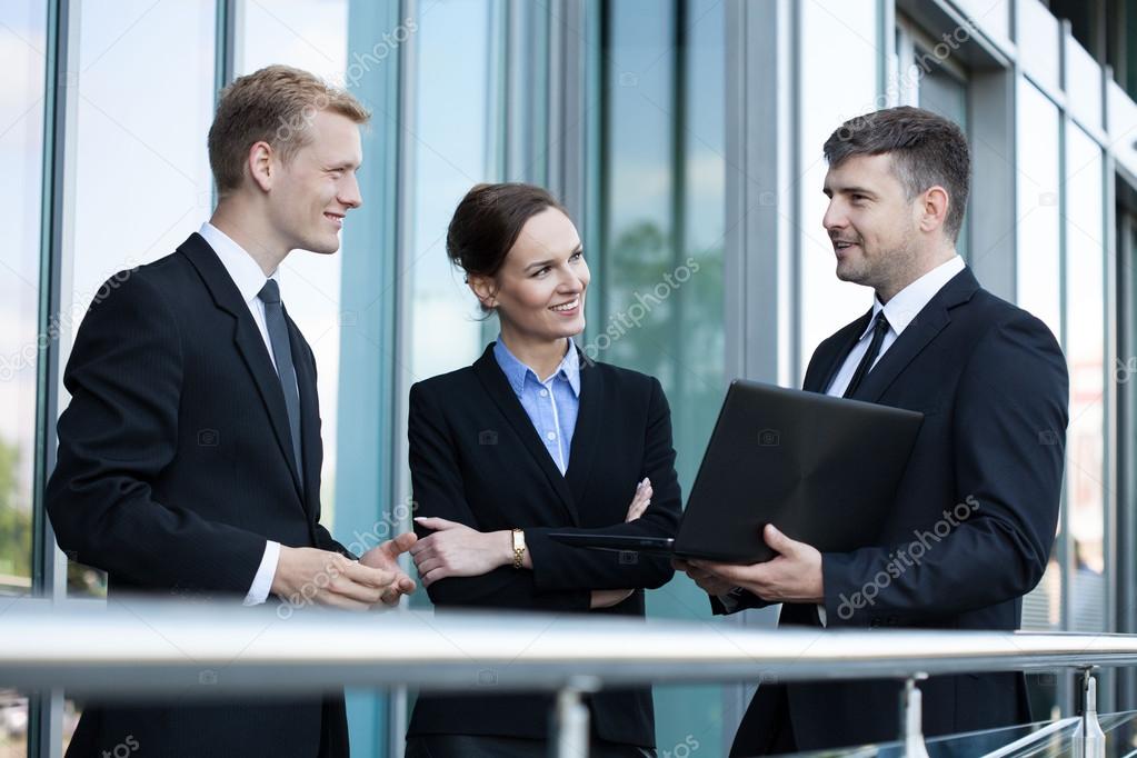 Business people talking Stock Photo by ©photographee.eu 50801447