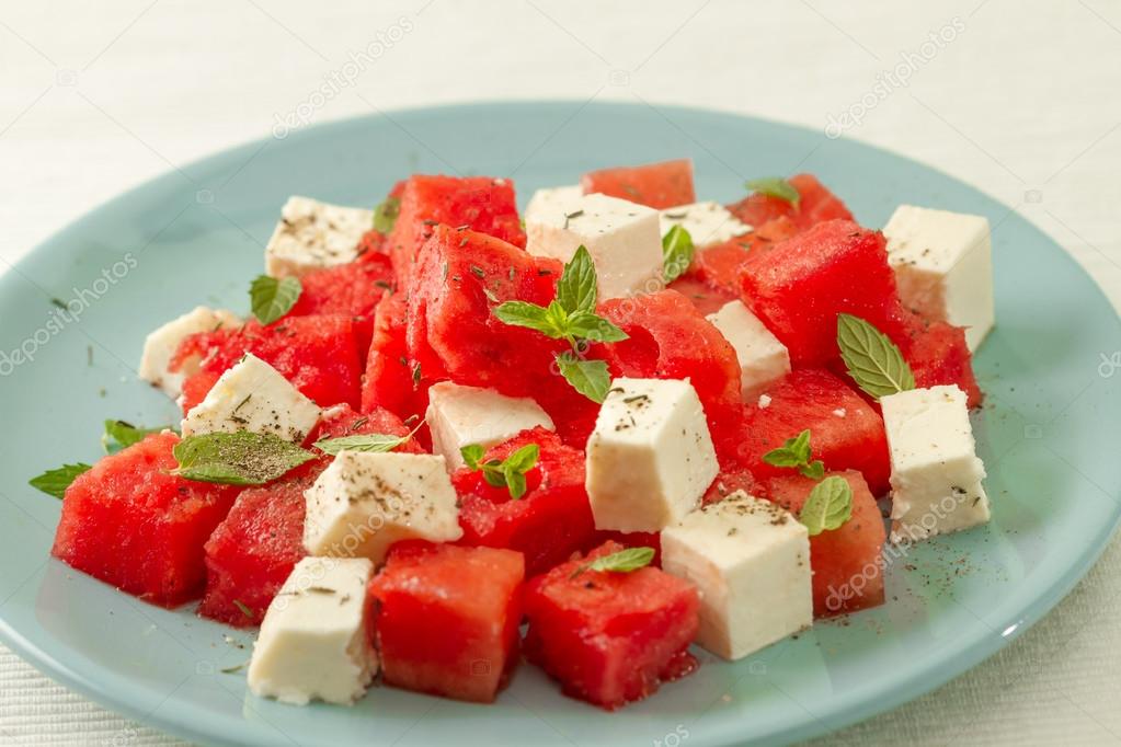 Salad with watermelon and cheese — Stock Photo © Nadki #28890573