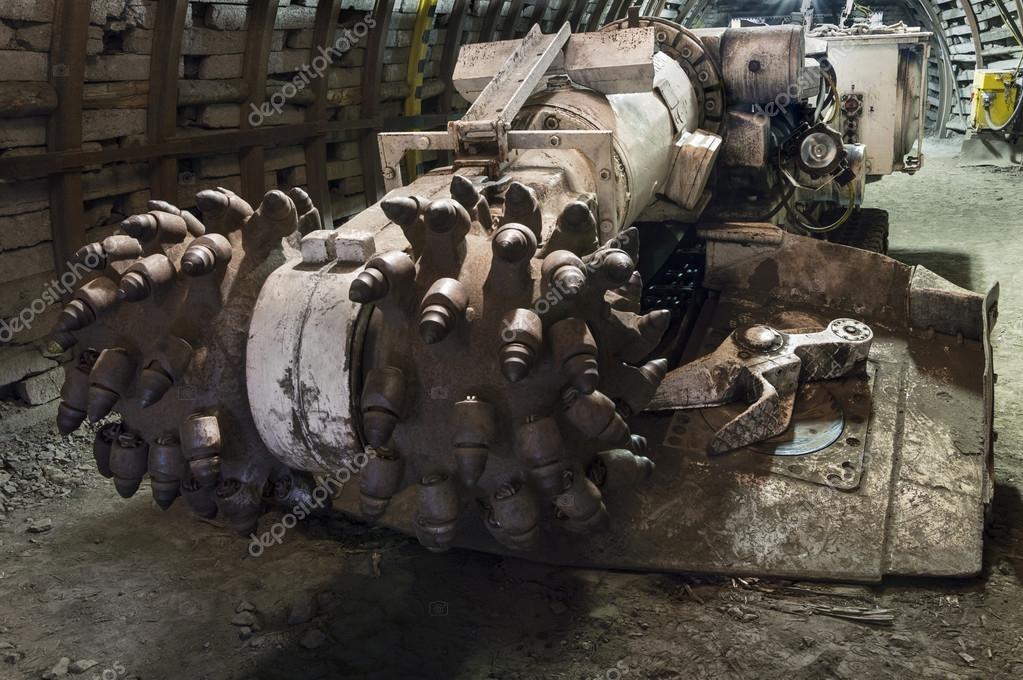 Coal extraction: Coal mine combine Stock Photo by ©eunikas 26013535