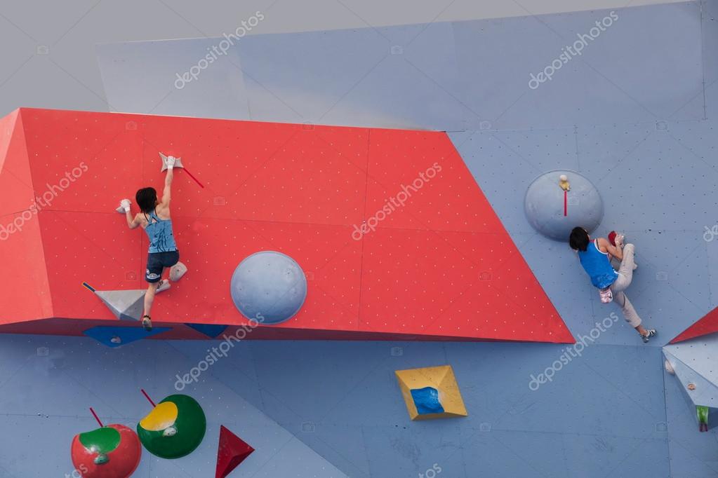 Men and women climbing race — Stock Photo © jingaiping #40190007