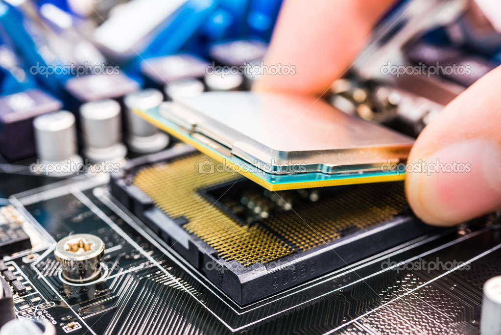 Chip de ordenador de instalación — Foto de stock #50080481 © Mark800