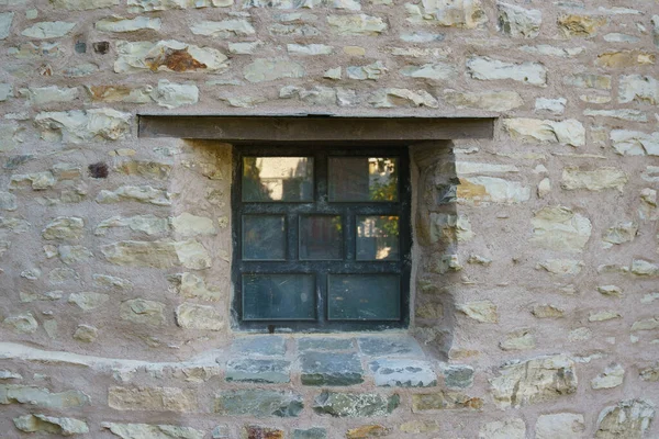 A dungeon window Stock Photos, Royalty Free A dungeon window Images ...
