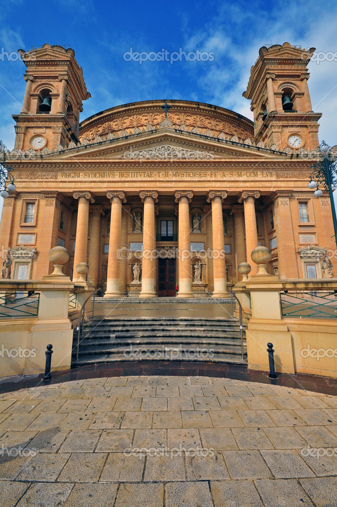Rotunda of Mosta church, Malta Stock Photo by ©Krasnevsky 42158407