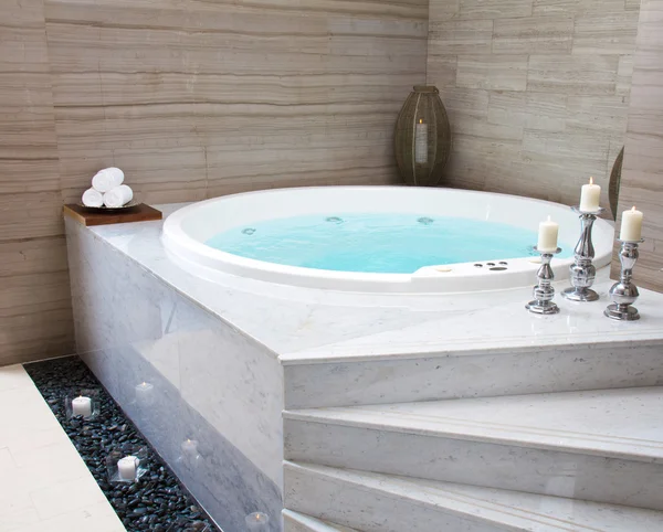Jacuzzi tub Stock Photos, Royalty Free Jacuzzi tub Images | Depositphotos