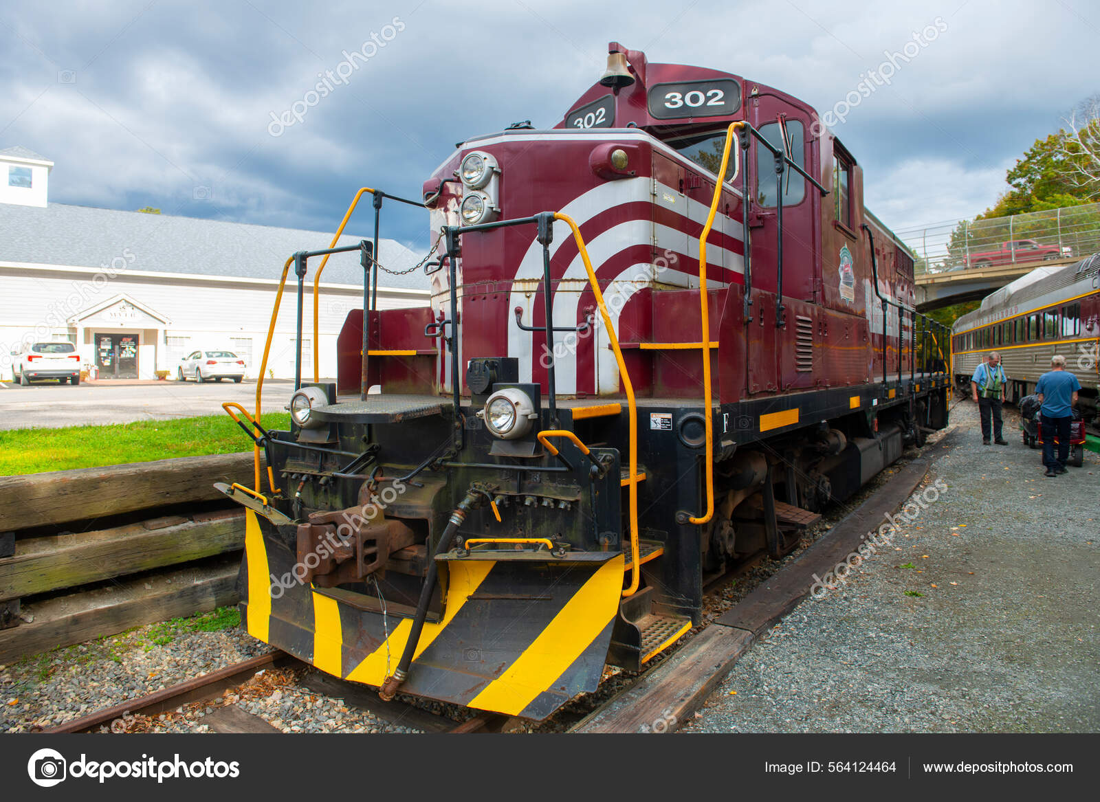 Winnipesaukee Scenic Railroad Emd Gp7 Diesel Locomotive 302 Meredith ...