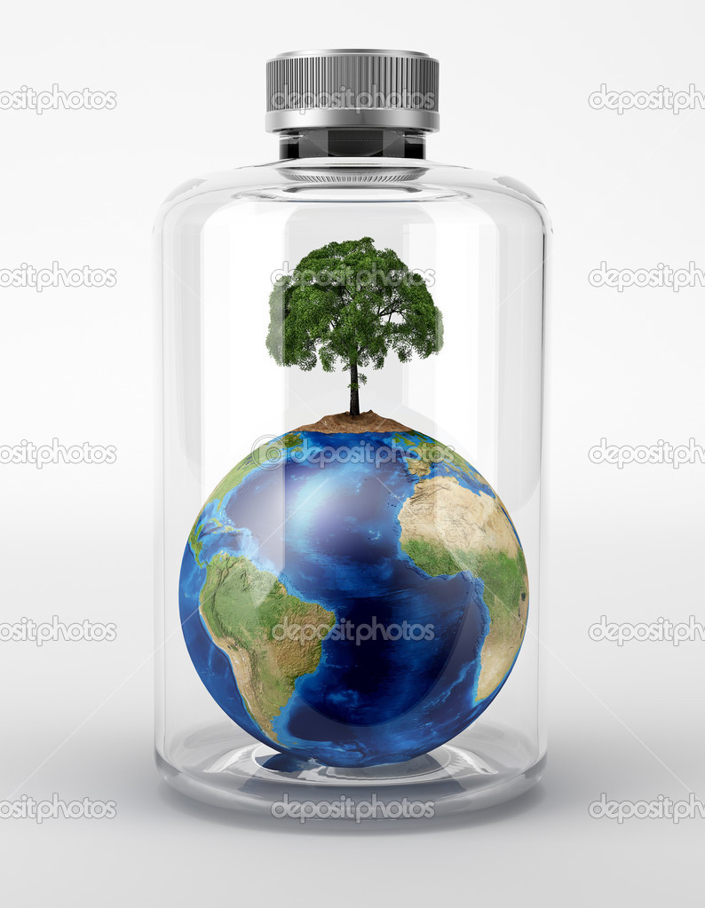 Planeta tierra con un árbol encima, dentro de una botella de vidrio. 2023