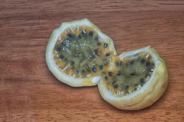 Fruta mofada Stock Photos, Royalty Free Fruta mofada Images | Depositphotos