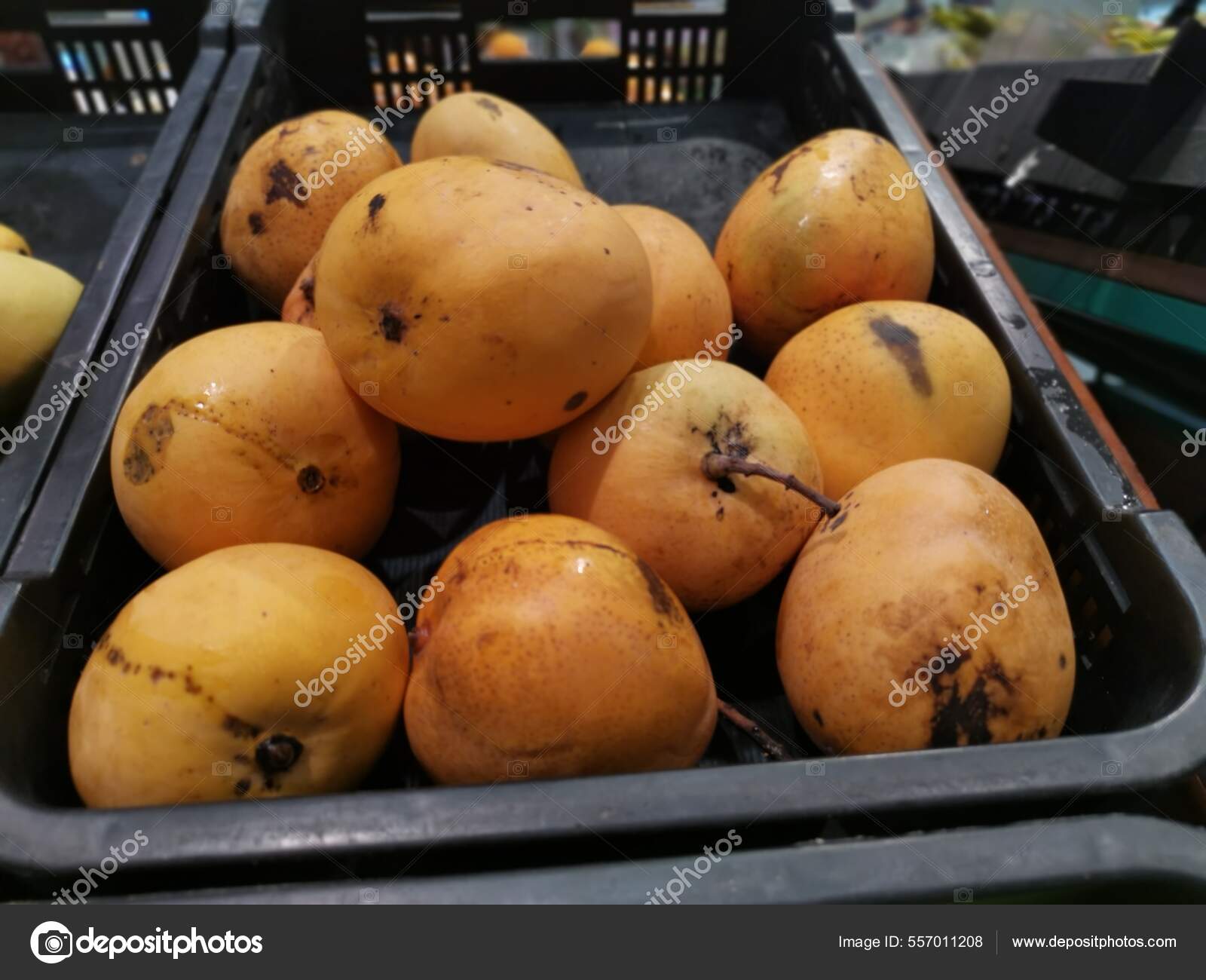 Lots Ripe Apple Mangoes — Stock Photo © sweemingyoung #557011208
