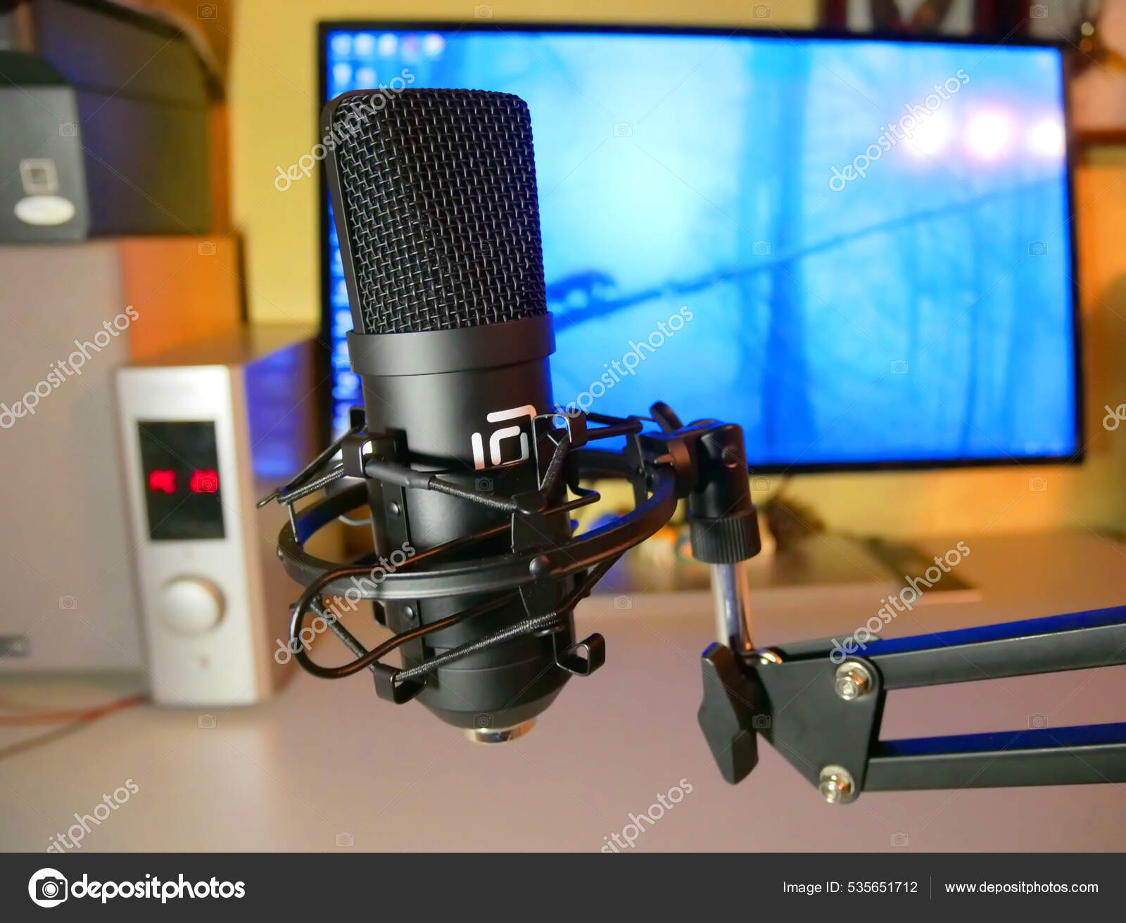 Microphone Streaming Bloggers Microphone Movable Leg Streaming — Stock ...