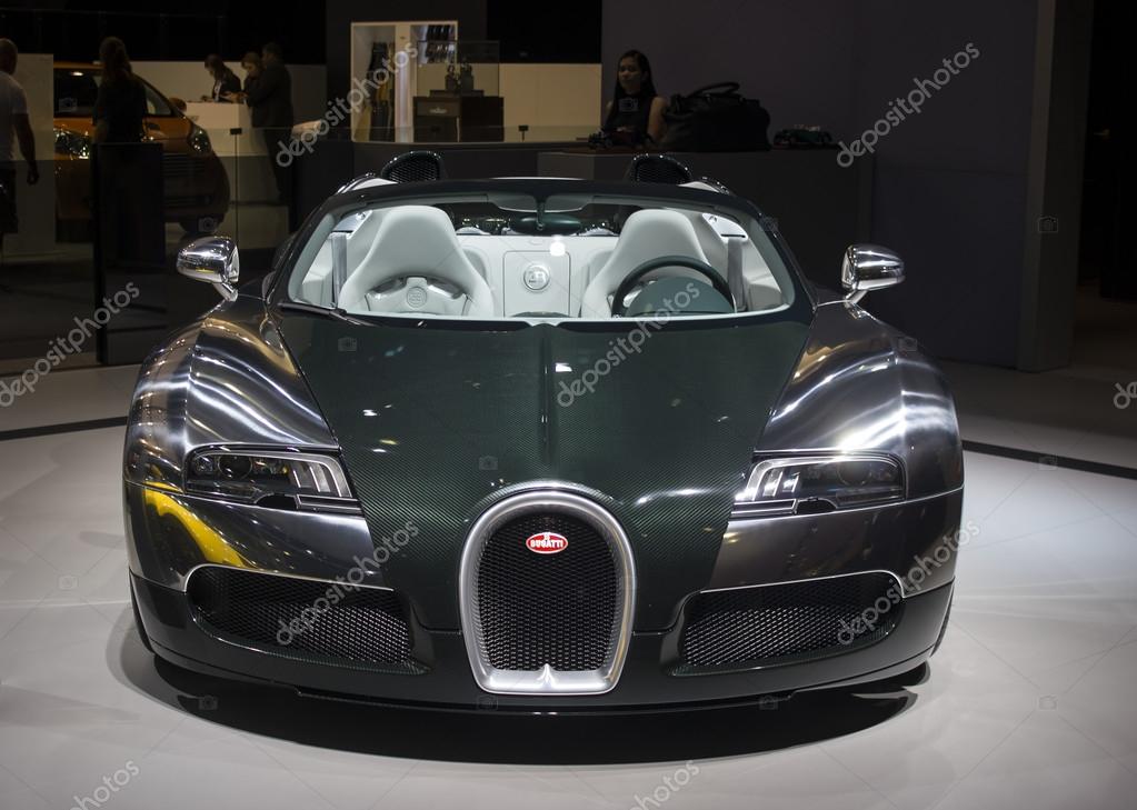 Green And Black Bugatti