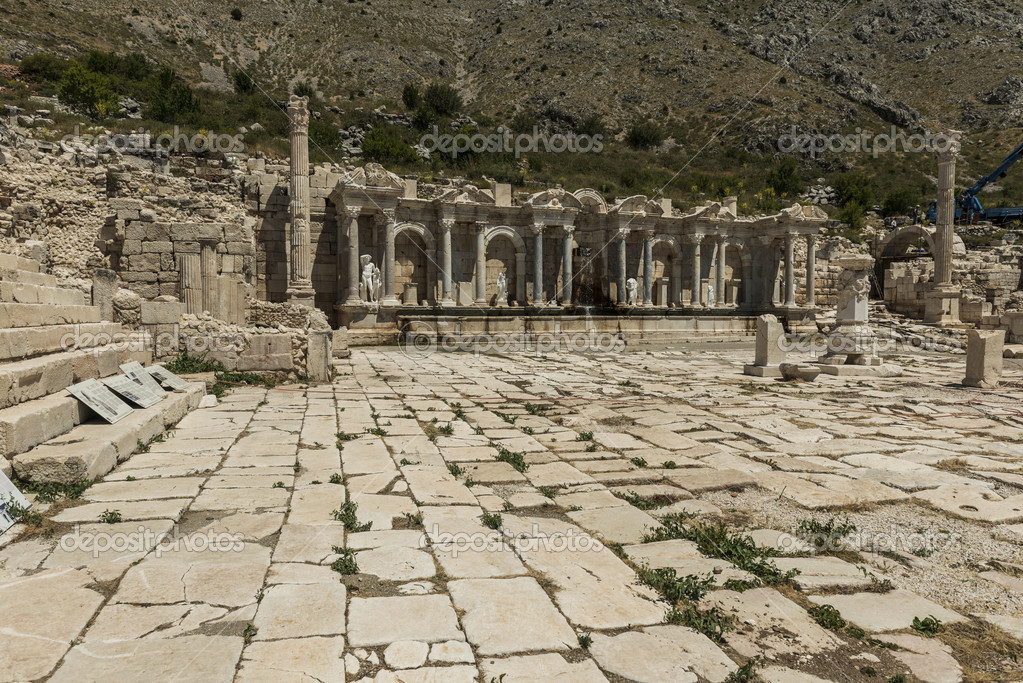 Antonine Nymphaeum at Sagalassos, Turkey — Stock Photo © kokal #49330581