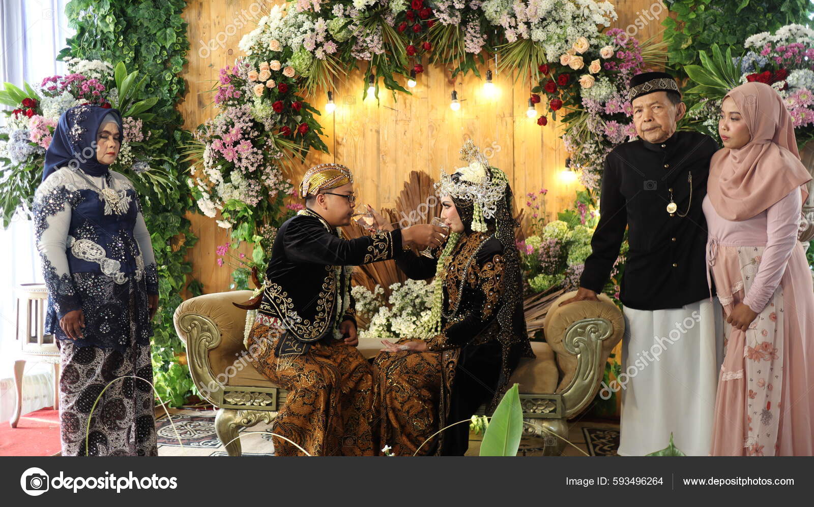 Traditional Javanese Wedding Ceremony Malang Indonesia July 2022 — Foto ...