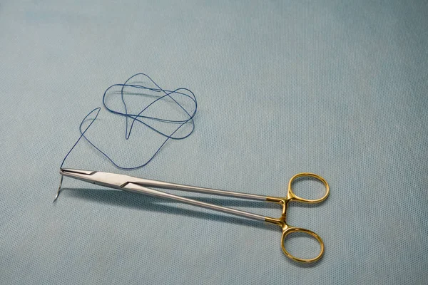Broche chirurgicale images libres de droit, photos de Broche ...