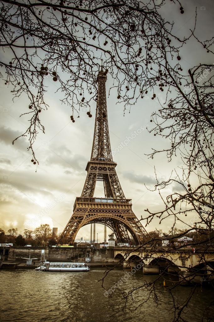 Paris Eiffel Tower at sunset — Stock Photo © ndphoto #26366145