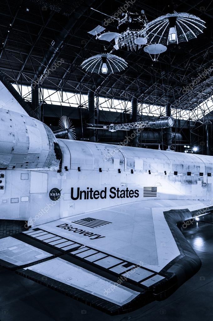 The United States Space Shuttle Discovery, at the Smithsonian Ai ...