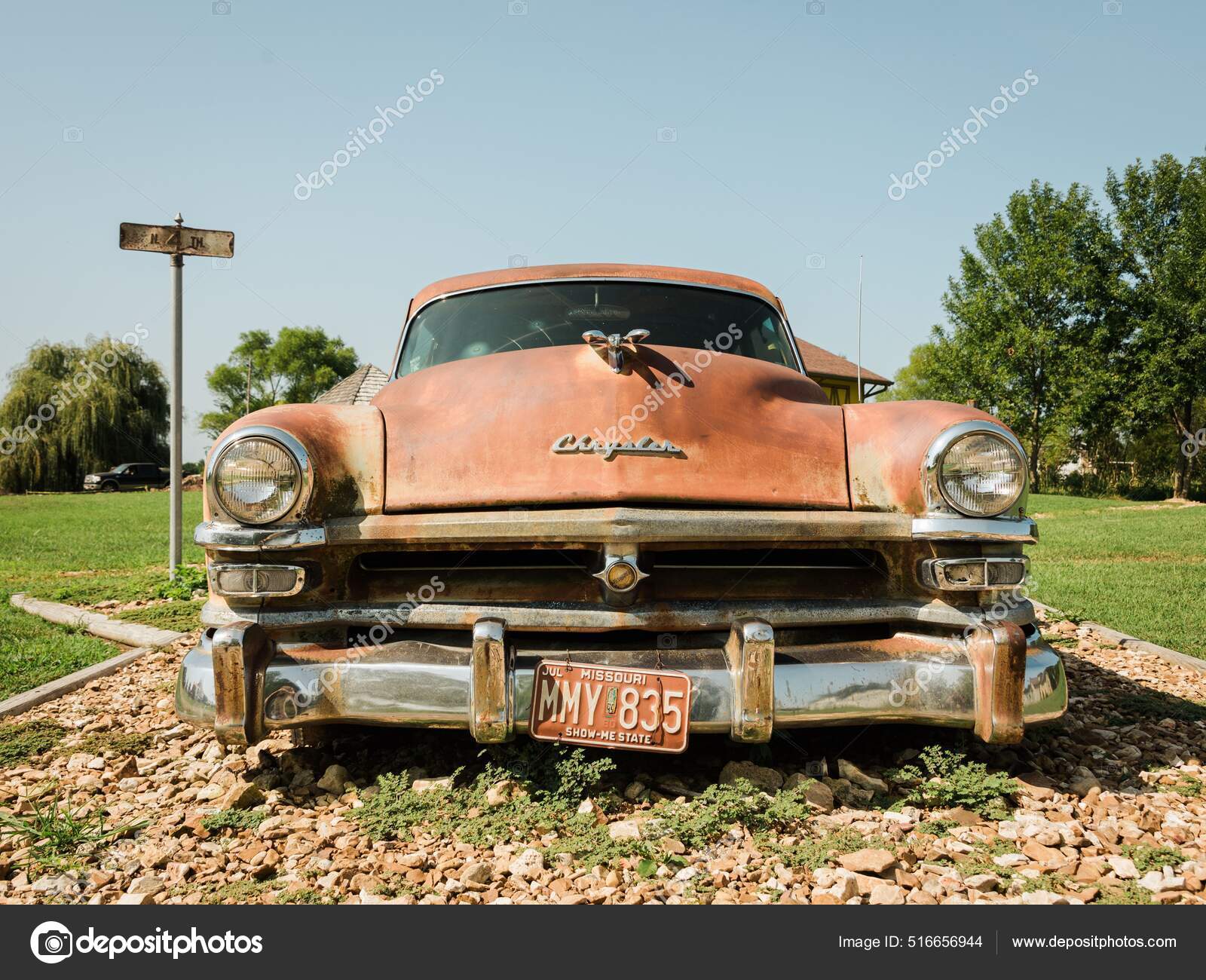 Rusty Vintage Car Red Oak Route Missouri — Stock Editorial Photo ...