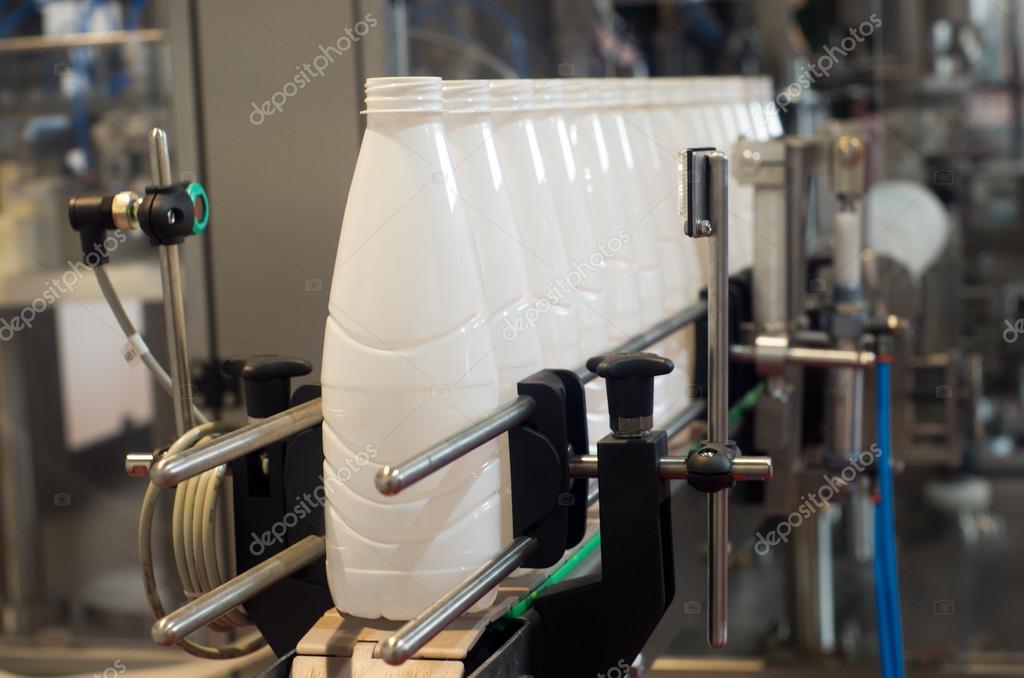 Milk production — Stock Photo © budabar #26953357